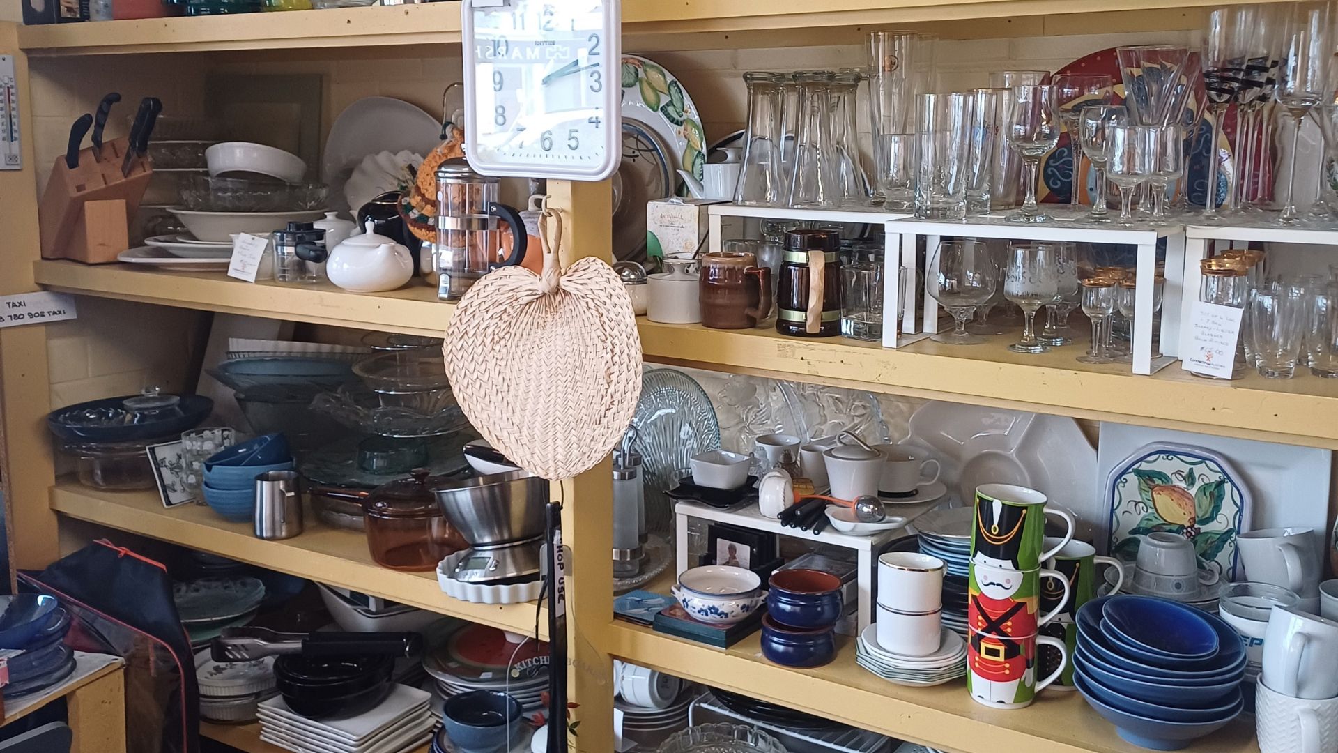 Guide to Op Shops in Victoria | Thrift Smart with C2A